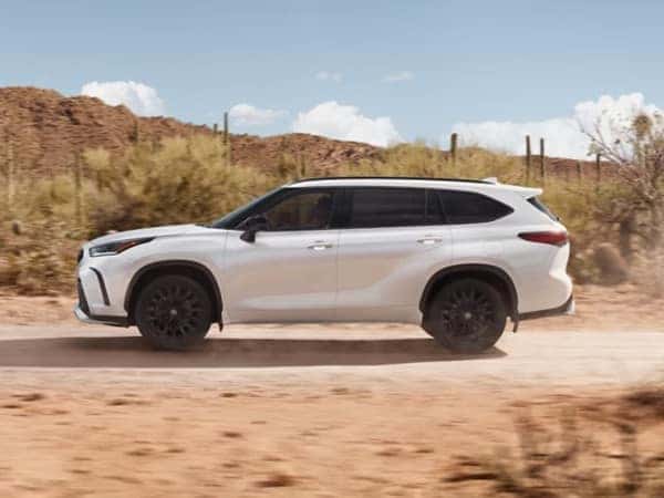 2025 Highlander Trim Levels | Toyota Dealer Near St. Simons^