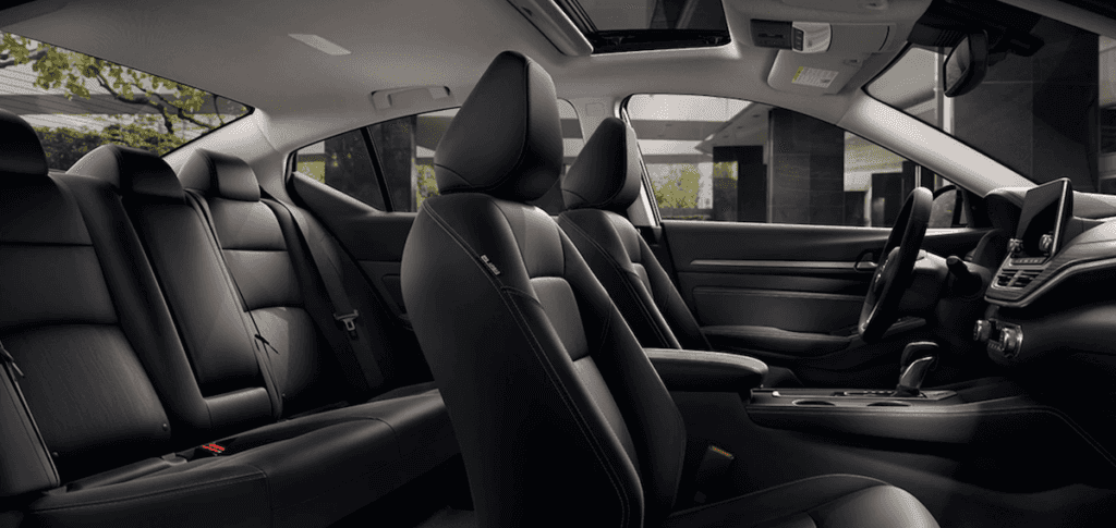 2021 Nissan Altima Interior Features & Dimensions | Seating, Cargo Space