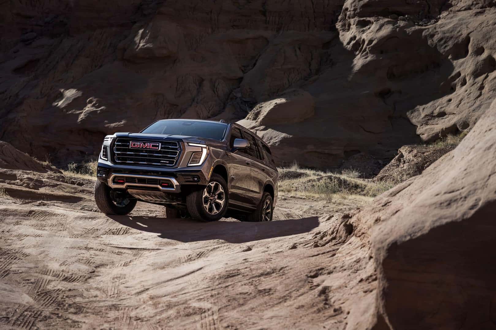 Yukon AT4 Ultimate: Luxury Off-Roader | Sharp Automotive Group